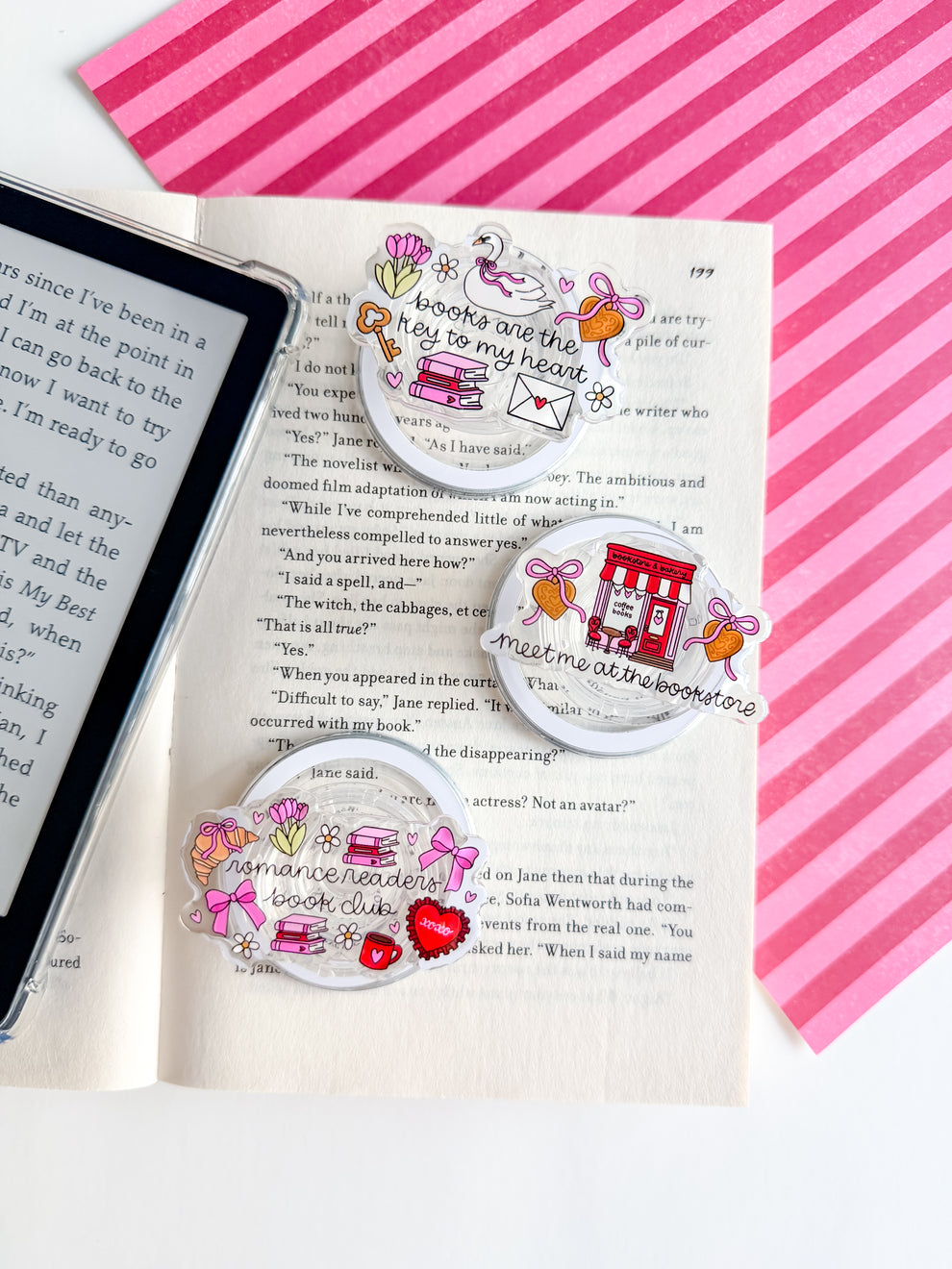Books are the Key to my Heart Magsafe Phone and E reader Grip ...